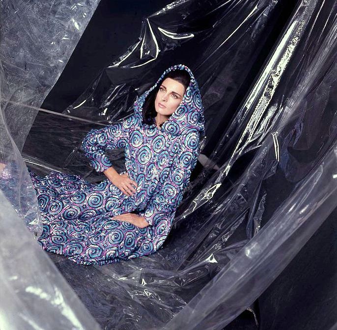 La Mendola Debuts "Clothing for the Emancipated Man" | Fashion Conservatory